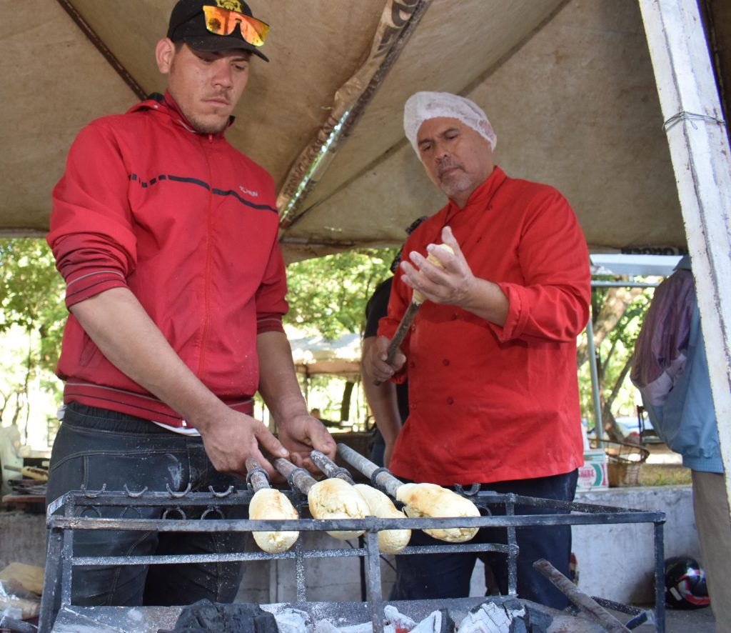 Municipalidad celebra Semana Santa con la elaboración tradicional de la ...